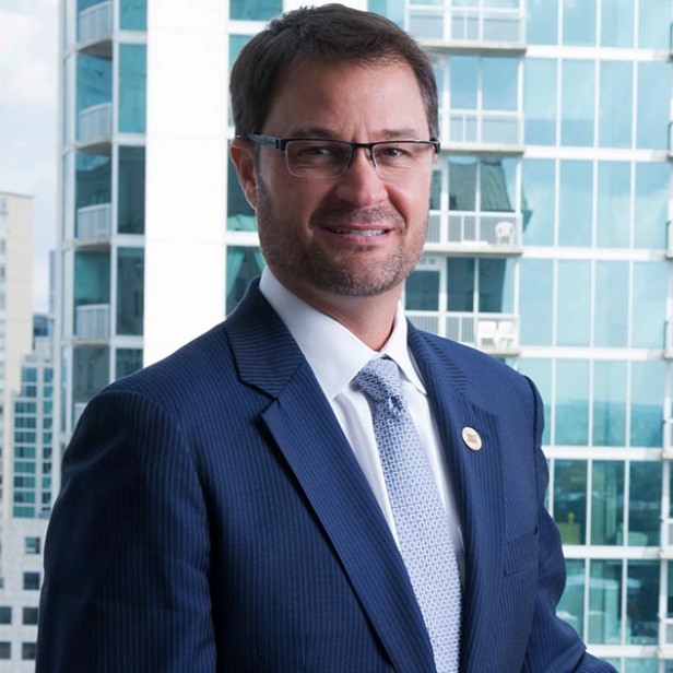 Todd Kuhlmann | The CCIM Institute