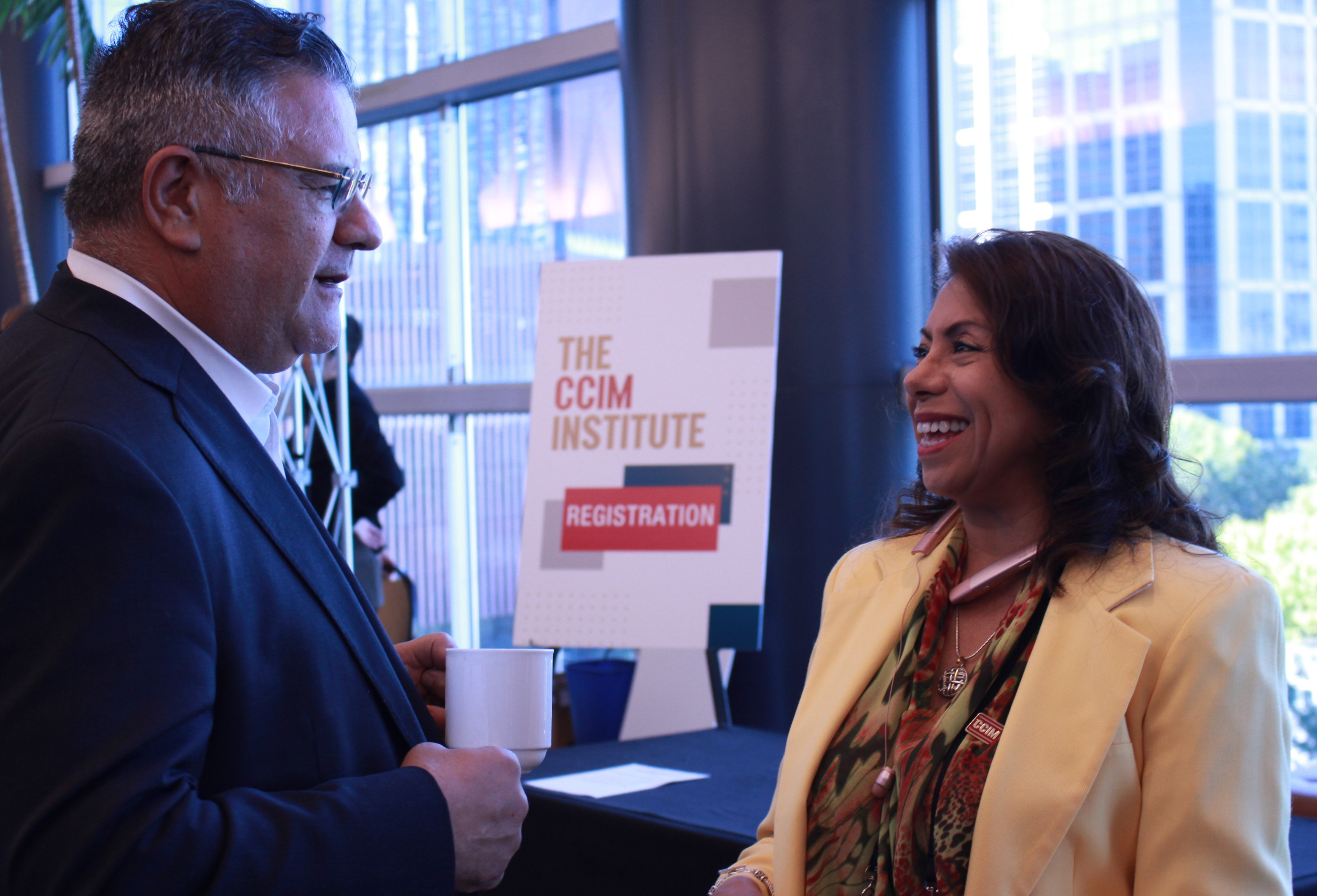 The CCIM Institute Dealmakers Award | The CCIM Institute